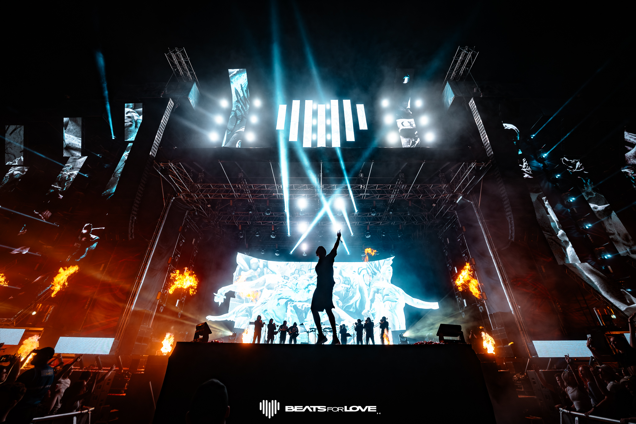 Apashe – Antagonist tour with brass orchestra | Selection