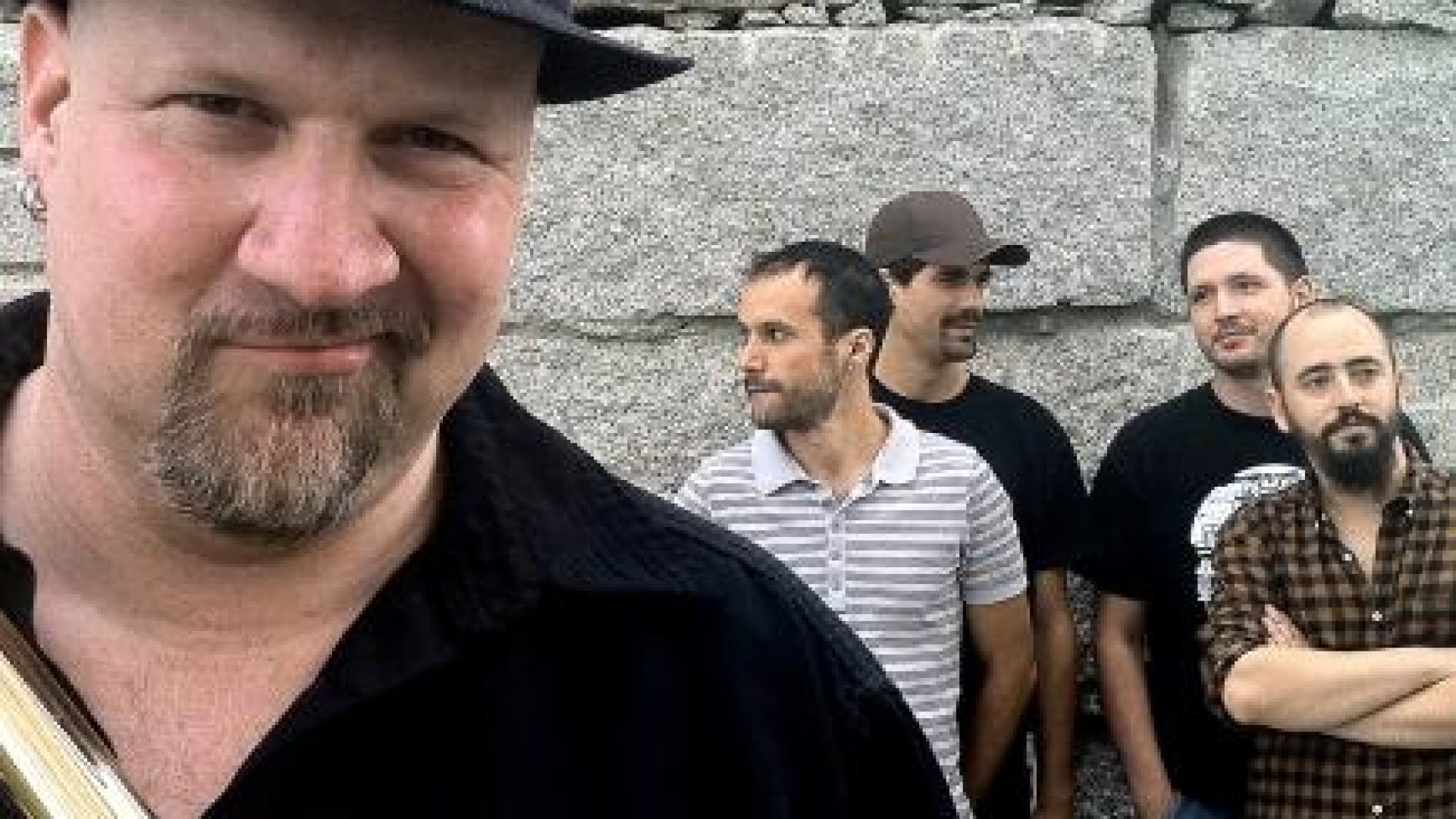 DR. RING DING & SKAVAGANZA + THE CHANCERS | Lucerna Music Bar